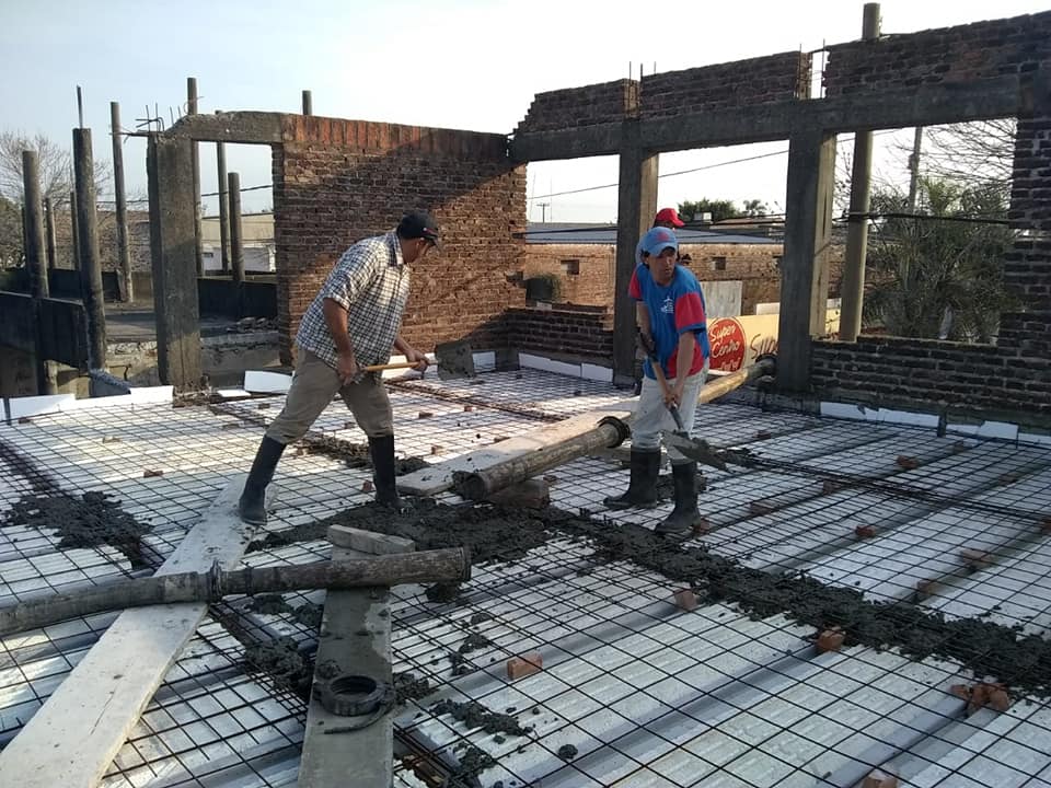 Avanza la losa en el techo del Polo Cultural | Radio EME