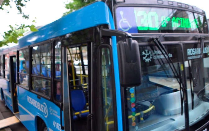 Se incorporaron doce nuevas unidades de la línea 130 | Radio EME