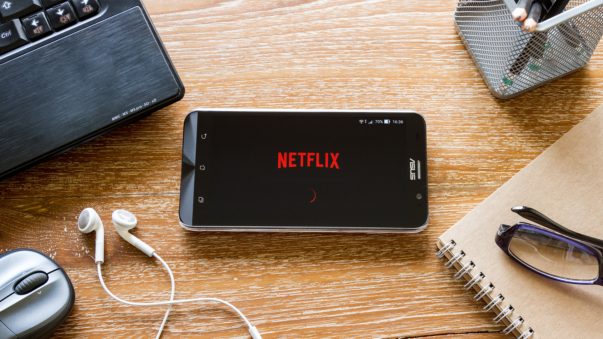 Revelan la historia tras el característico sonido de inicio de Netflix ...