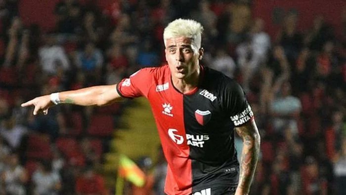 Brian Fernández sorprendió a todos con su vuelta a los entrenamientos