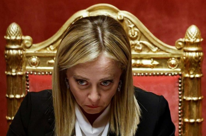 Italia procura erradicar el uso de anglicismos para "defender y ...