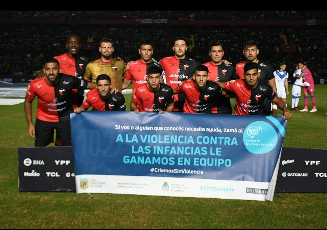 Con doblete de Ramón Ábila, Colón le ganó a Vélez y consiguió su ...
