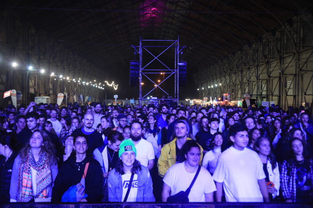 Una gran cantidad de turistas disfrutaron del fin de semana largo en la ...