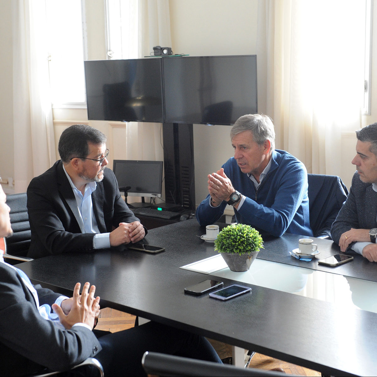 Jatón se reunió con funcionarios del Ministerio de Seguridad | Radio EME