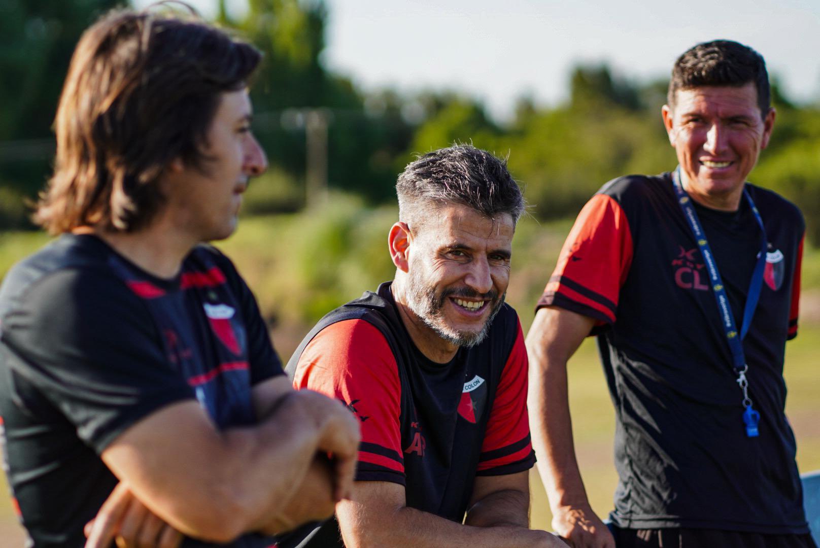 El Pata define los 11 para el debut | Radio EME